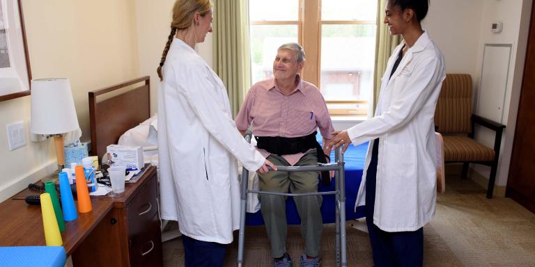 Helping Seniors Recover After a Hospitalization | Hebrew SeniorLife