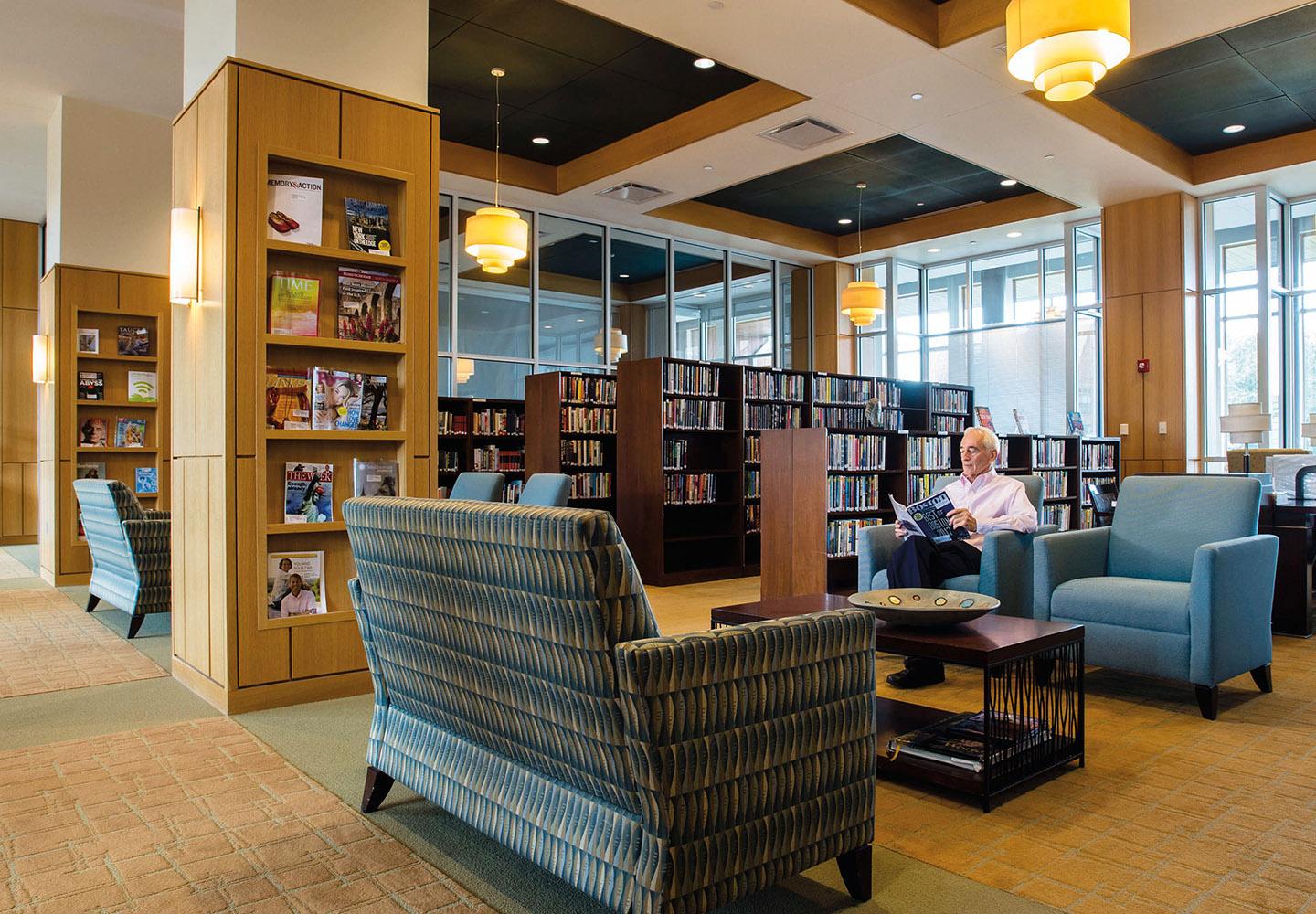 Independent Living Amenities | Hebrew SeniorLife